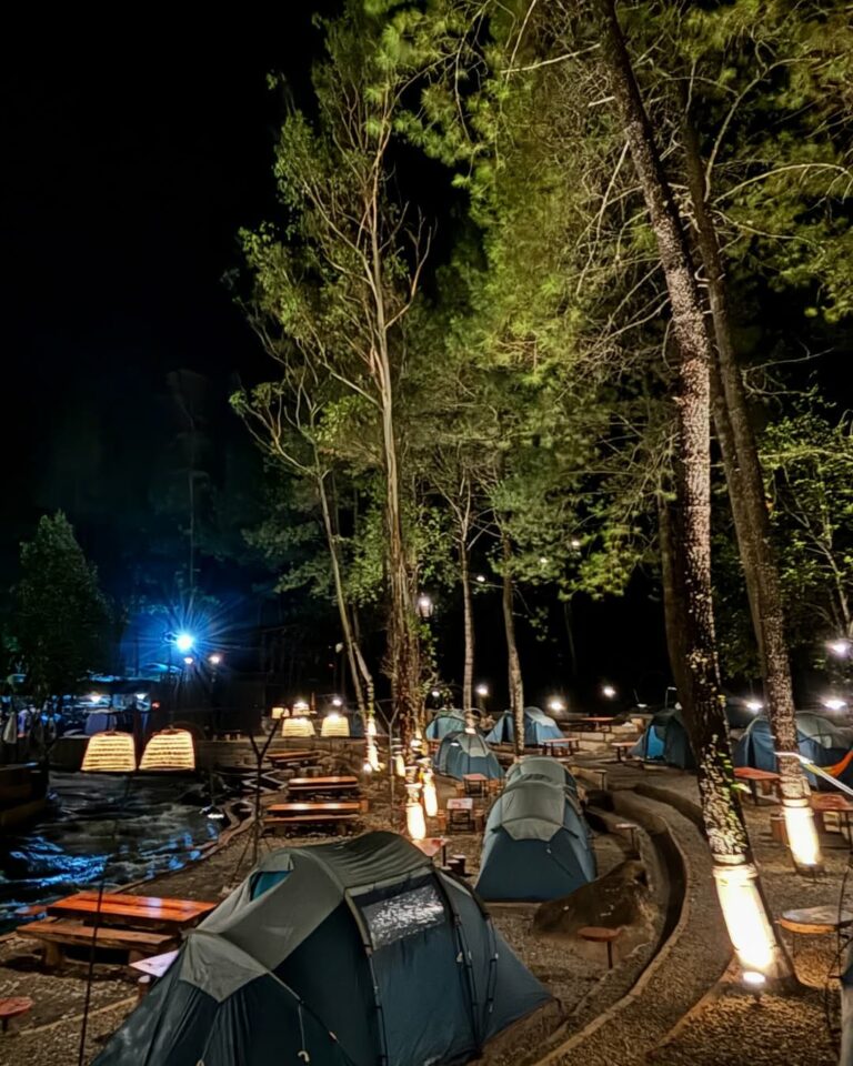 BANDUNG,Pineus Tilu Riverside Camp - Camping Ground Indonesia
