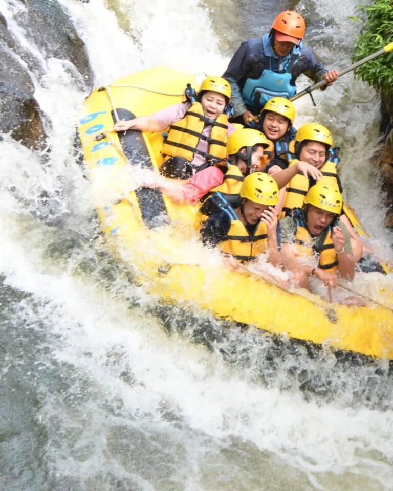 BANDUNG,Pineus Tilu Riverside Camp - Camping Ground Indonesia