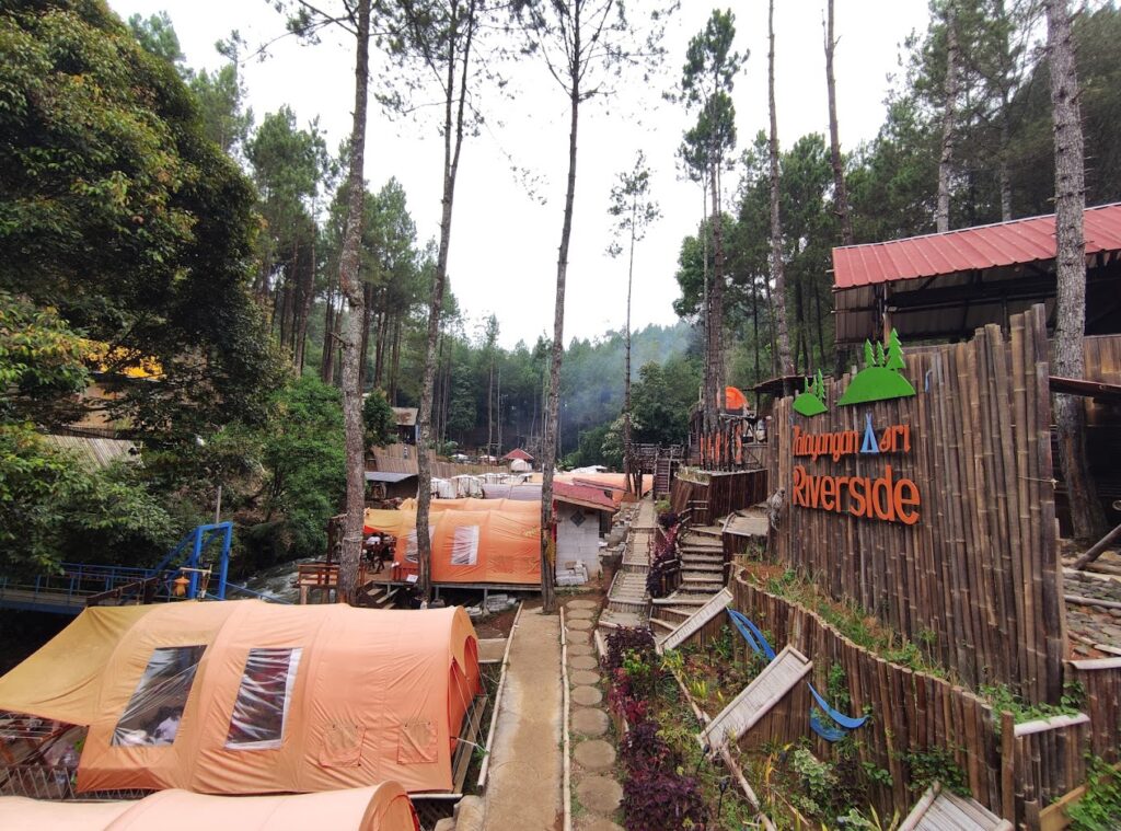 BANDUNG, Palayangan Asri Riverside Camp - Camping Ground Indonesia